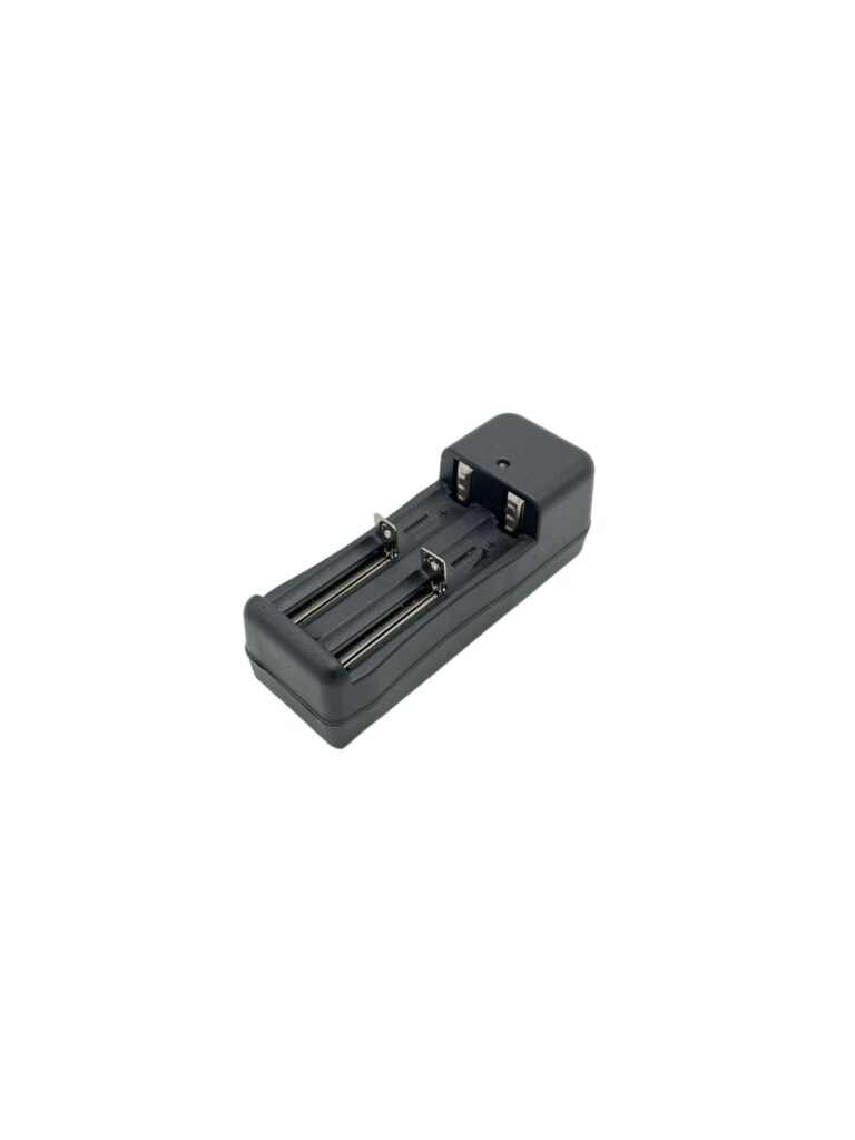 Compact Dual Cell Charger for 18650 Cells - 3.7V, 450mAh | Craft House